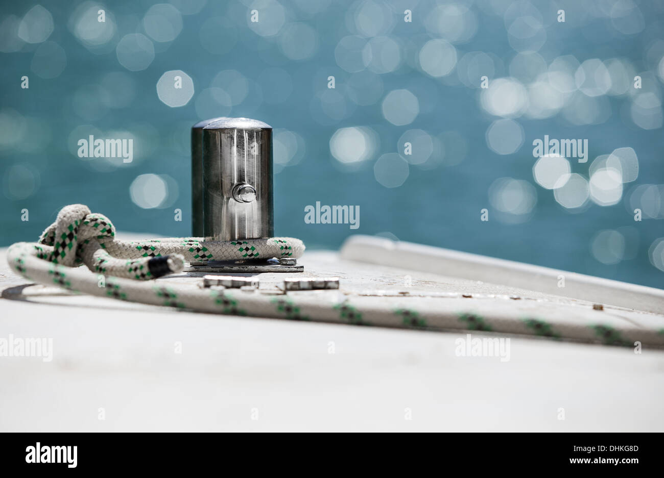 Mooring rope hi-res stock photography and images - Alamy