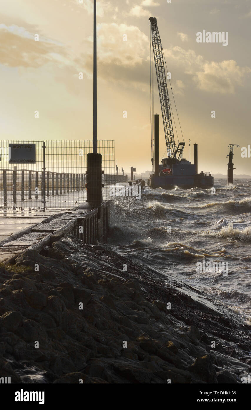 High seas waves hi-res stock photography and images - Alamy