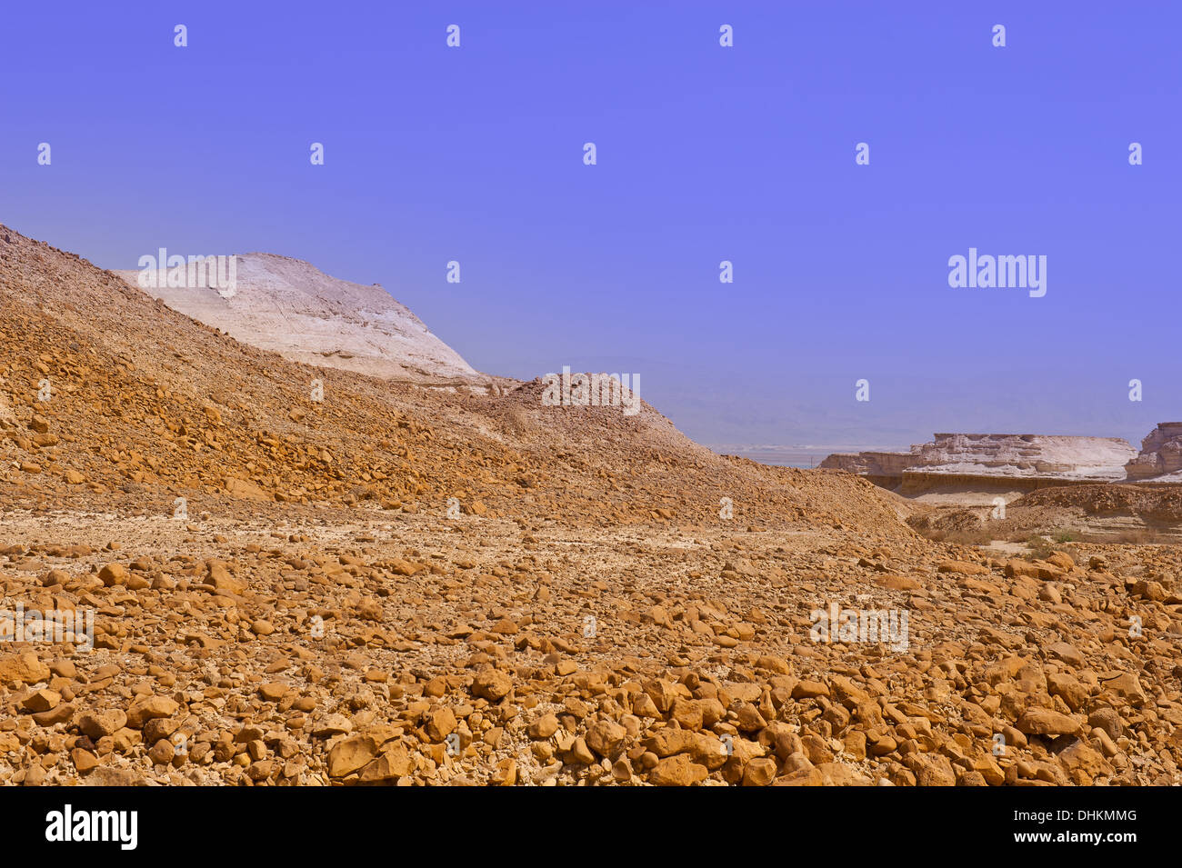 Fog desert hi-res stock photography and images - Alamy