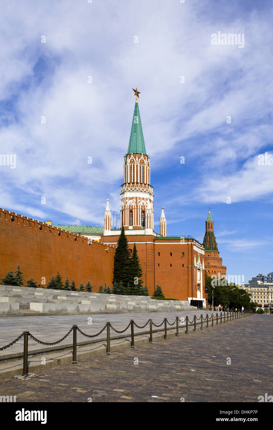 Moscow, Kremlin wall and Kremlin Stock Photo - Alamy