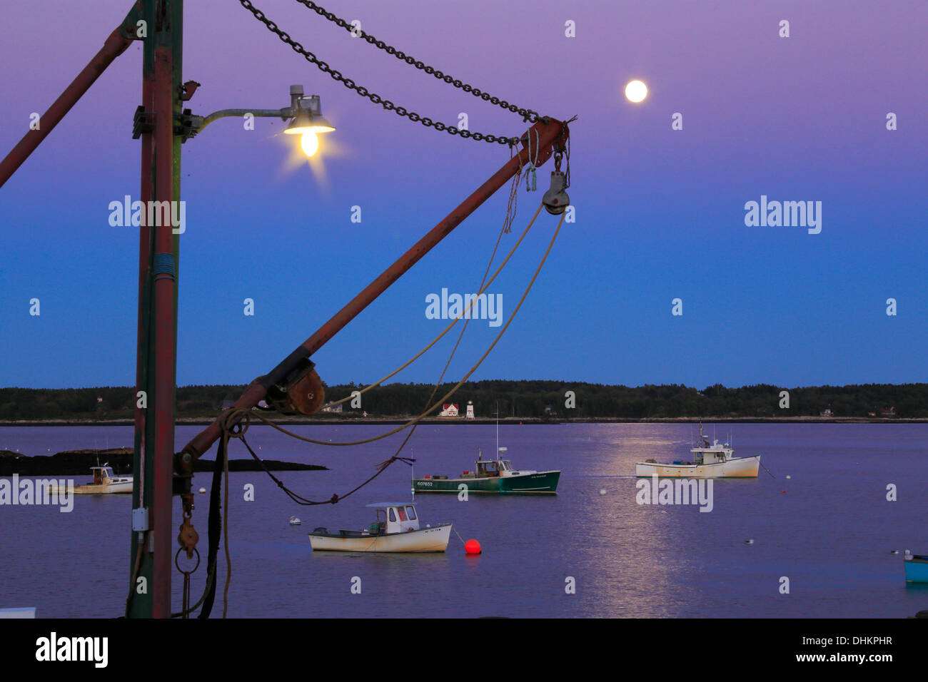 Harbor moon moonrise hi-res stock photography and images - Alamy