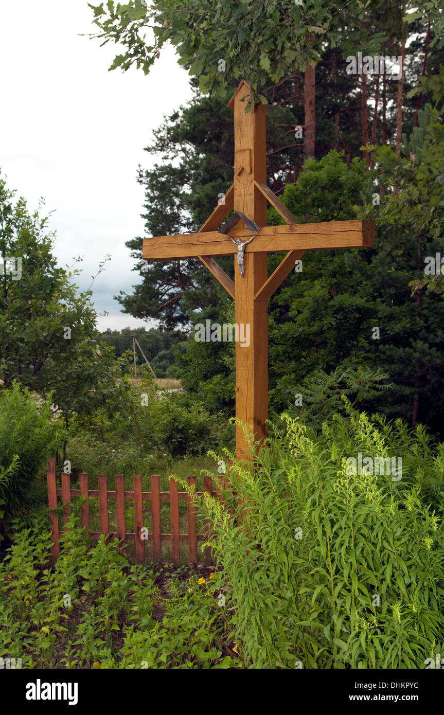Monumental roadside cross in the countryside, Lithuania Stock Photo - Alamy