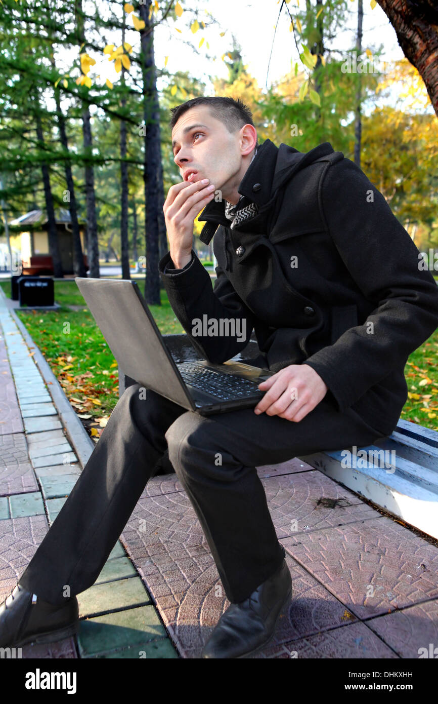 Outdoor laptop hi-res stock photography and images - Alamy