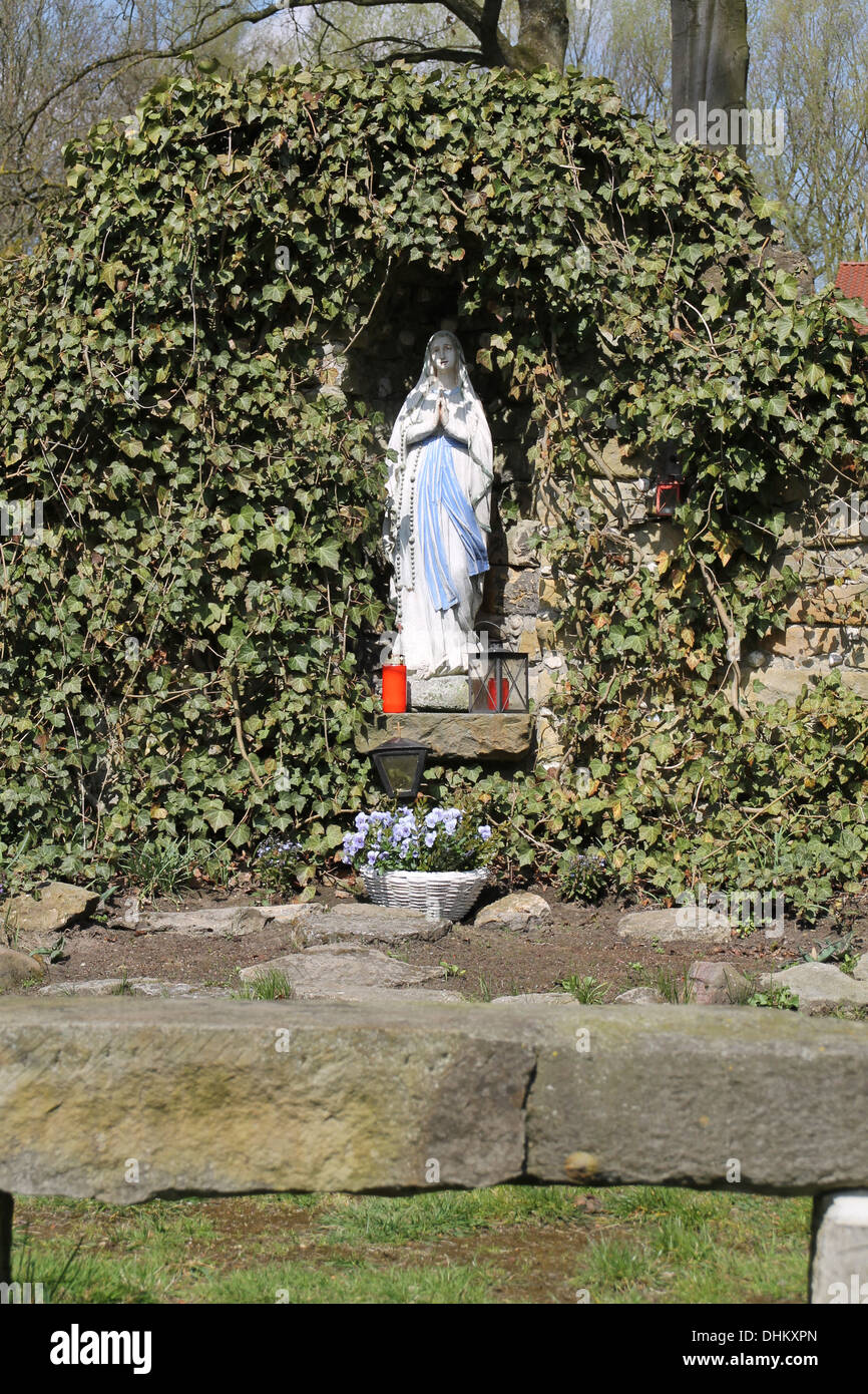 Mutter maria kunst hi-res stock photography and images - Alamy