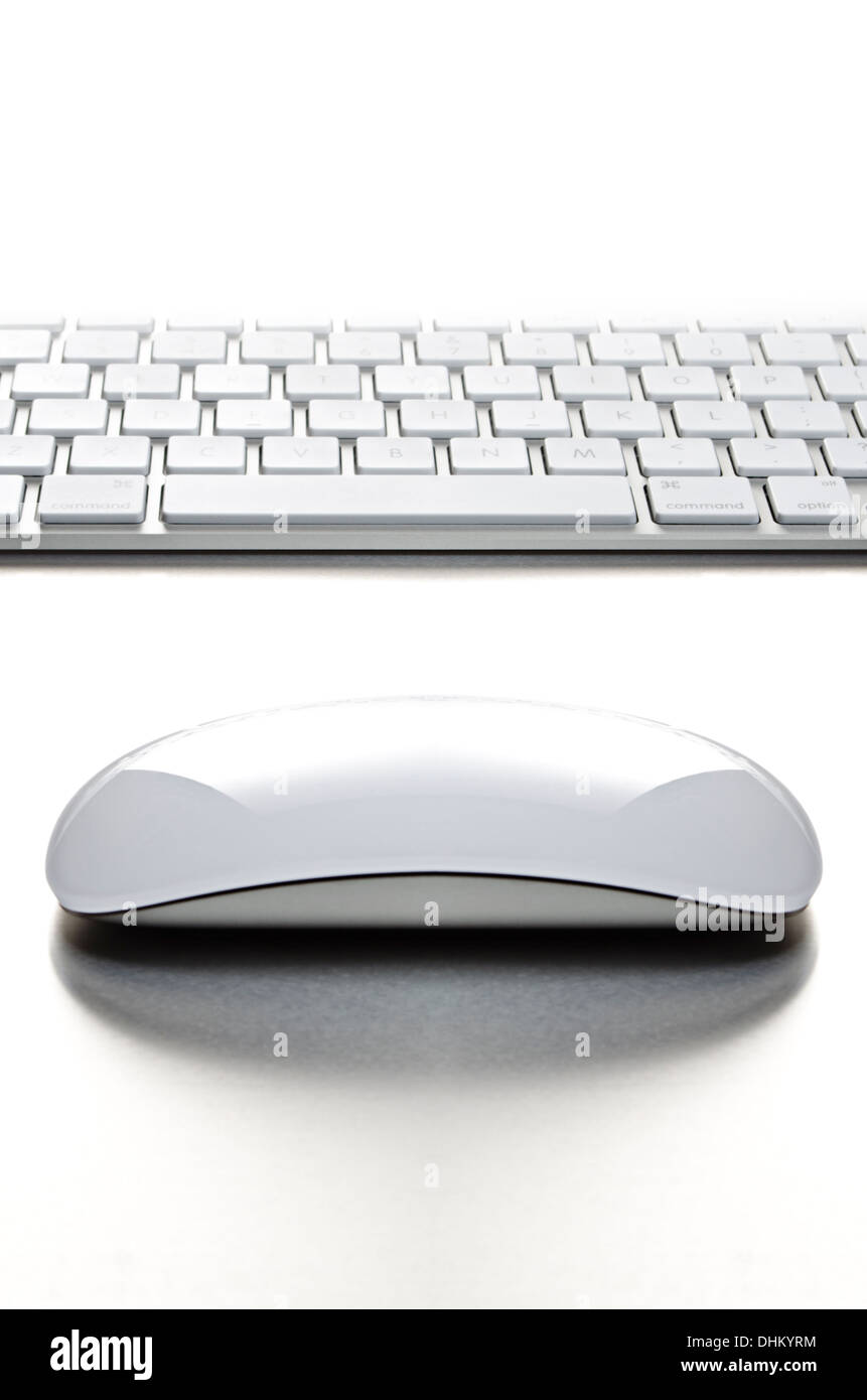 Technology computer mouse keyboard hi-res stock photography and images ...