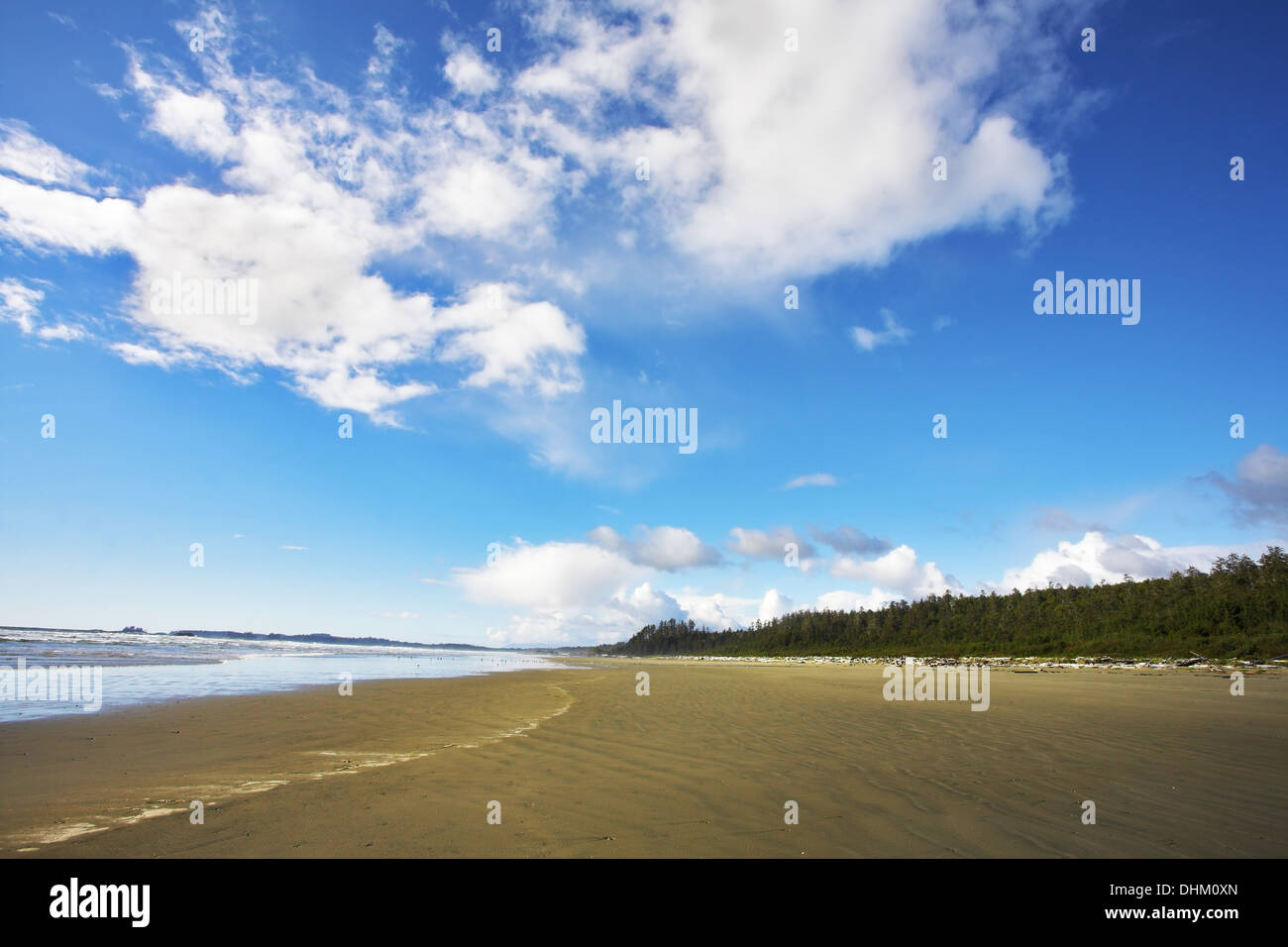 Huge sandy beach hi-res stock photography and images - Alamy