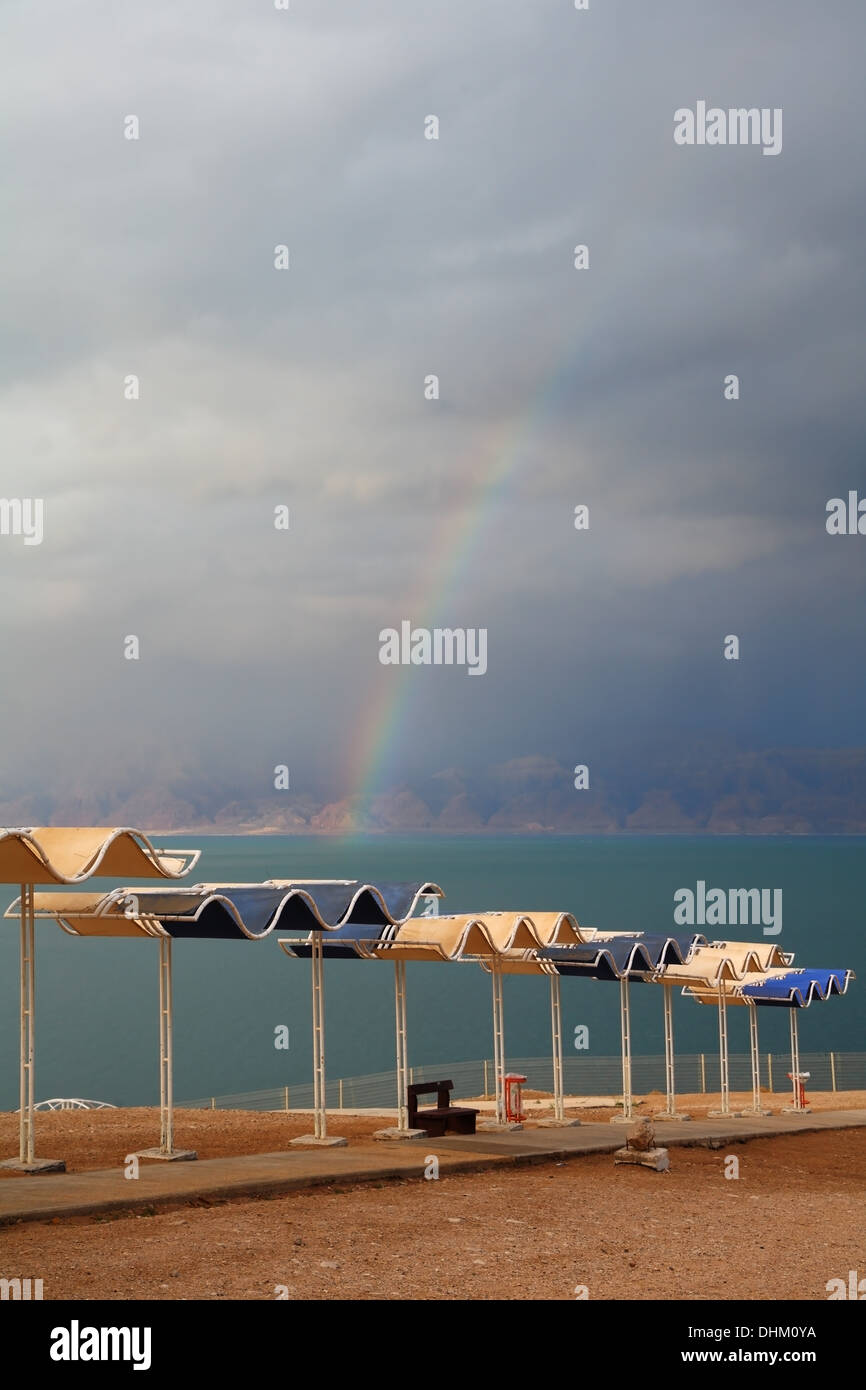 Green water and magnificent rainbow Stock Photo - Alamy