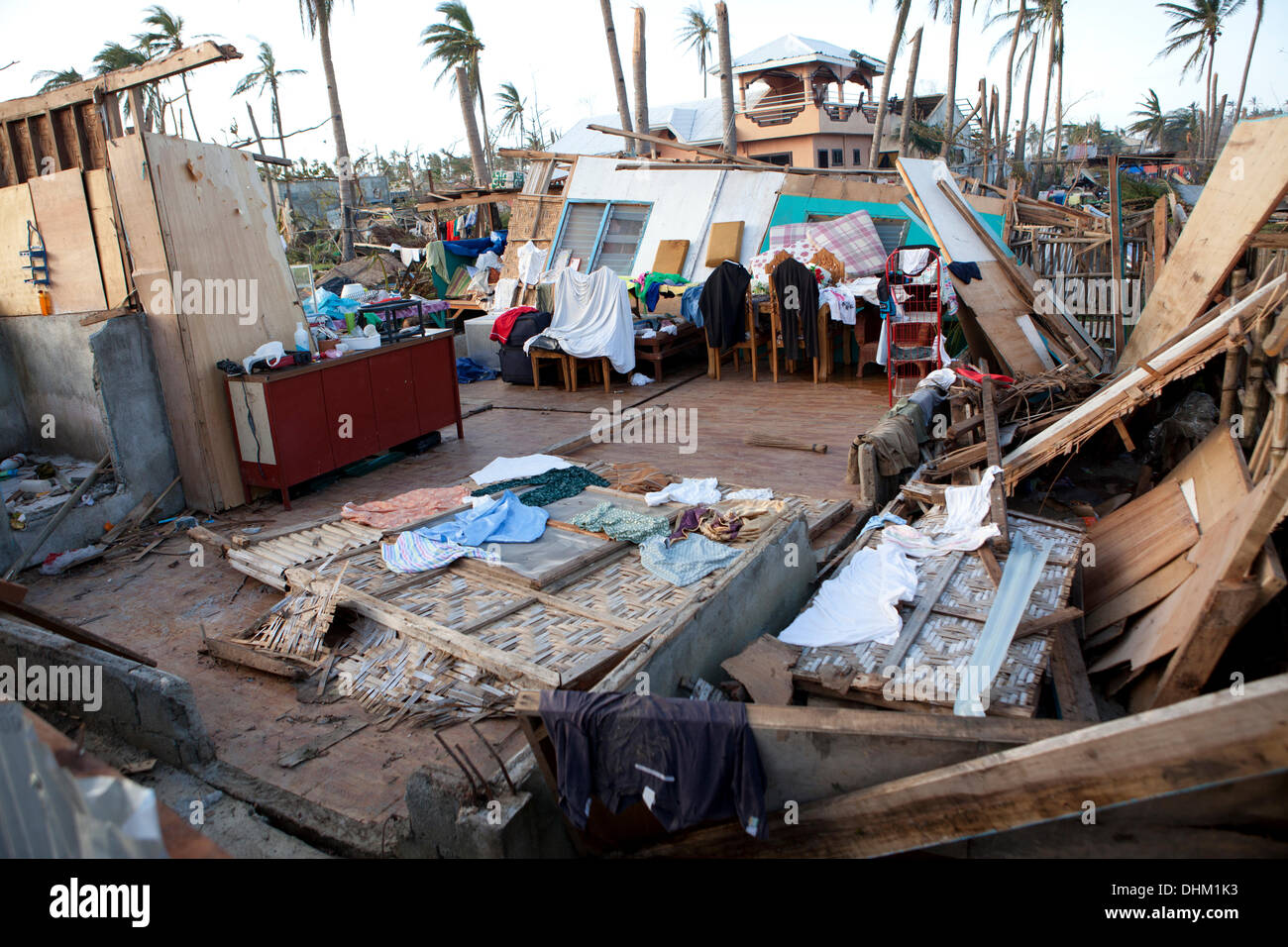 Daanbantayan, Cebu, Philippines. 10th Nov, 2013. The remains of a ...