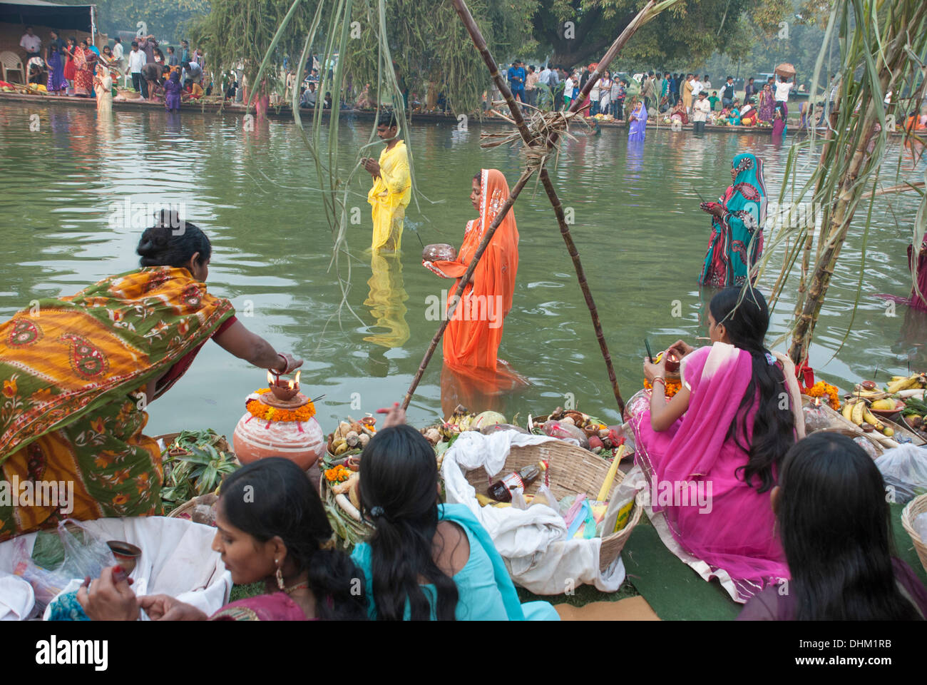 Chhath puja hi-res stock photography and images - Alamy