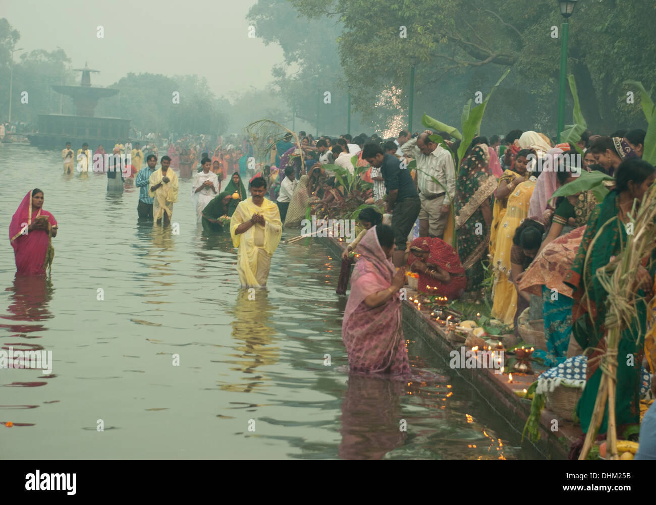 Chhath puja hi-res stock photography and images - Alamy