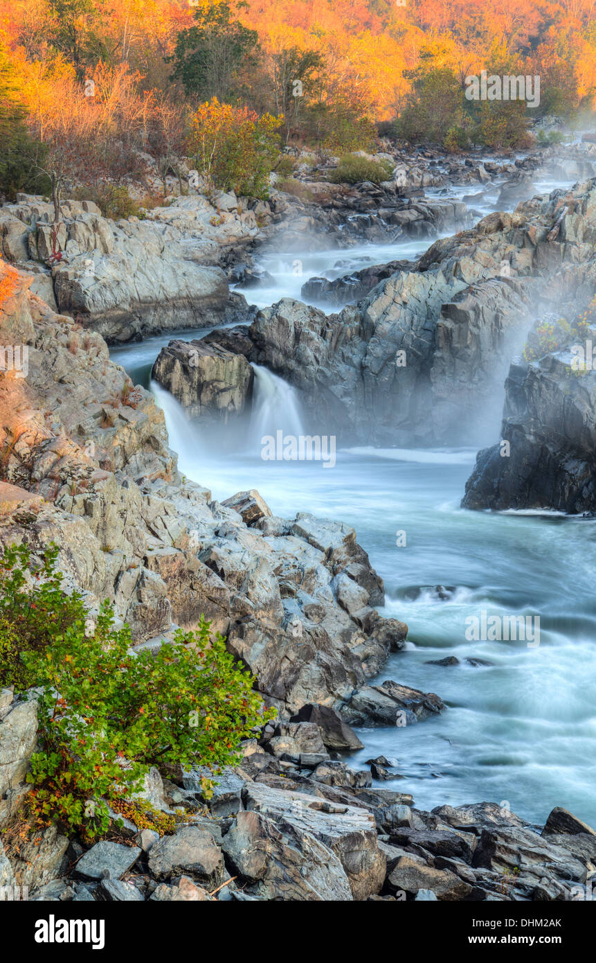 Sunrise at Great Falls State Park at the Peak of the Fall Colors Stock ...
