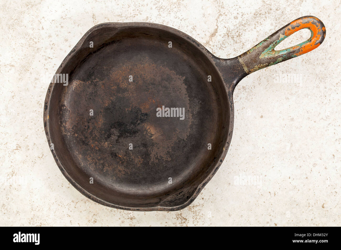 Iron pan texture hi-res stock photography and images - Alamy