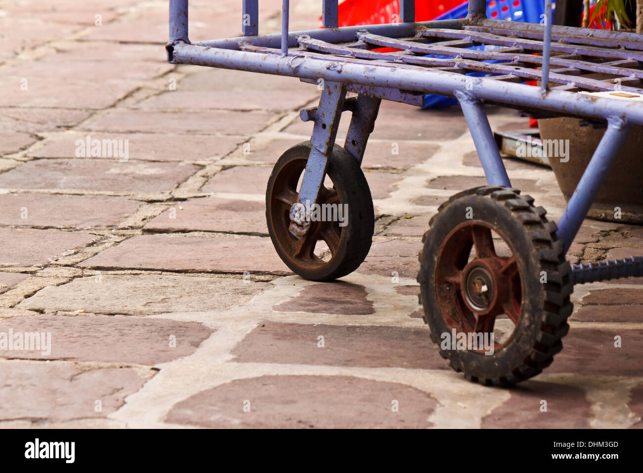 the wheel of cart Stock Photo - Alamy