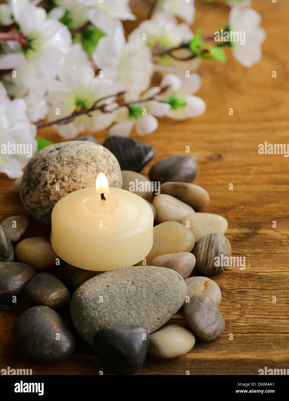 Candle lit still life hi-res stock photography and images - Alamy