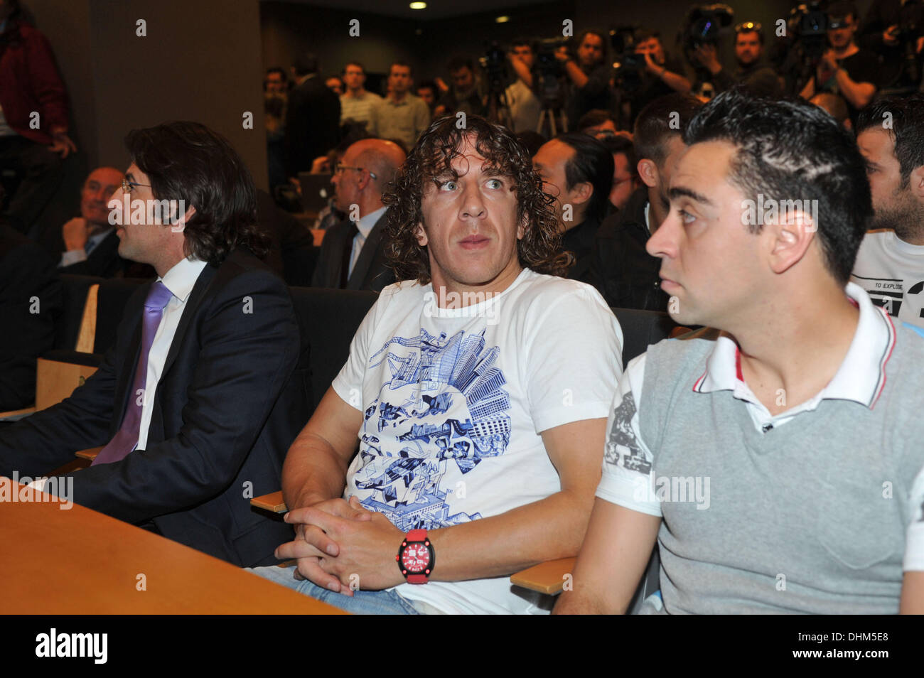 Barcelona Football Players: Puyol, Xavi Barcelona Football Club Head ...