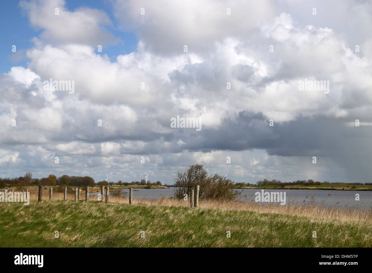 Emden uferbefestigung hi-res stock photography and images - Alamy