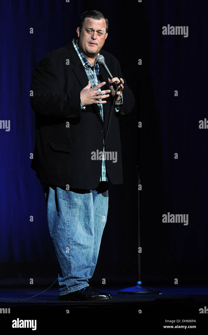Billy gardell hi-res stock photography and images - Alamy