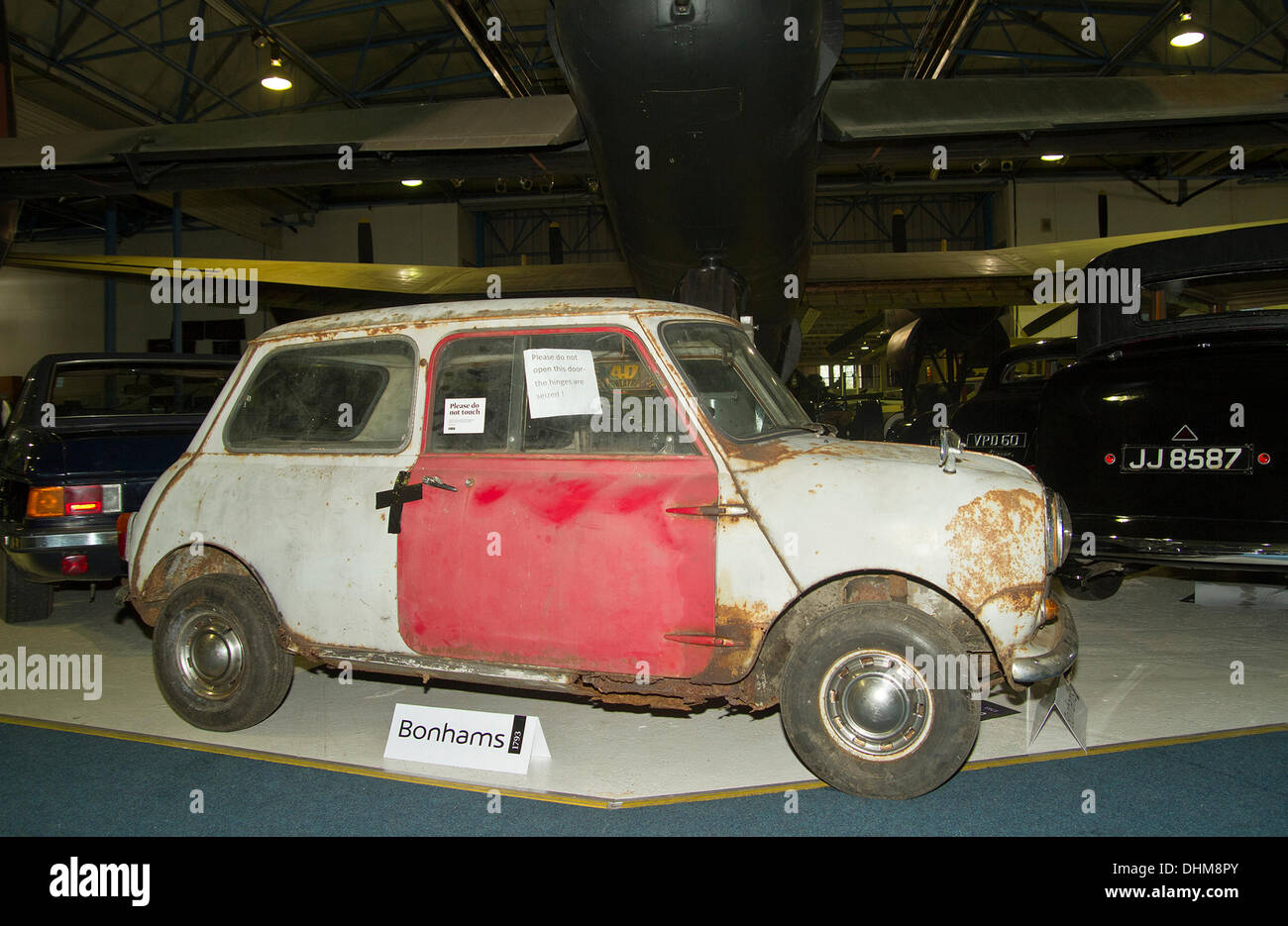 Austin se7en hi-res stock photography and images - Alamy