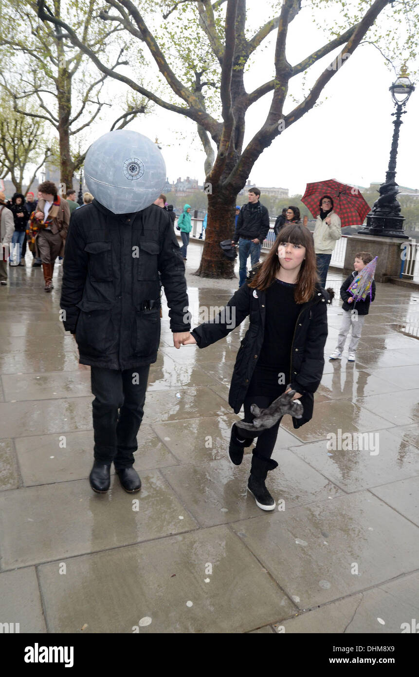 Mark baring hi-res stock photography and images - Alamy