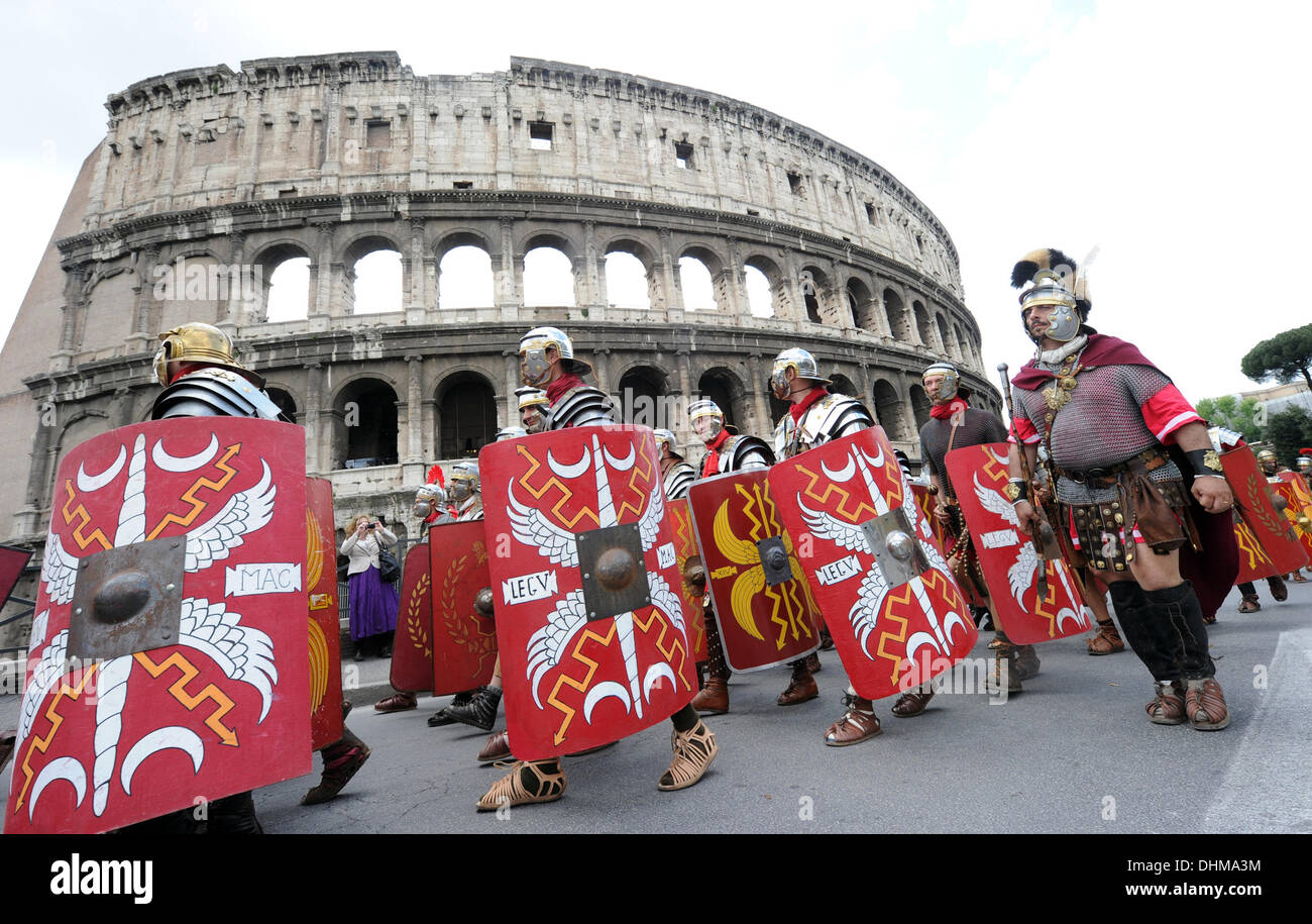 Rome Birthday Celebrations People dressed as ancient Roman centurions ...