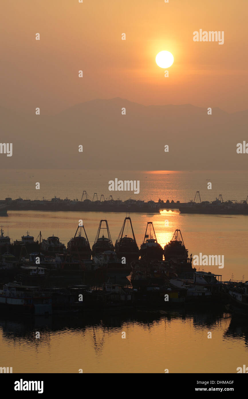 Morning, Pinqing Lake, Shanwei, Guangdong, China Stock Photo - Alamy