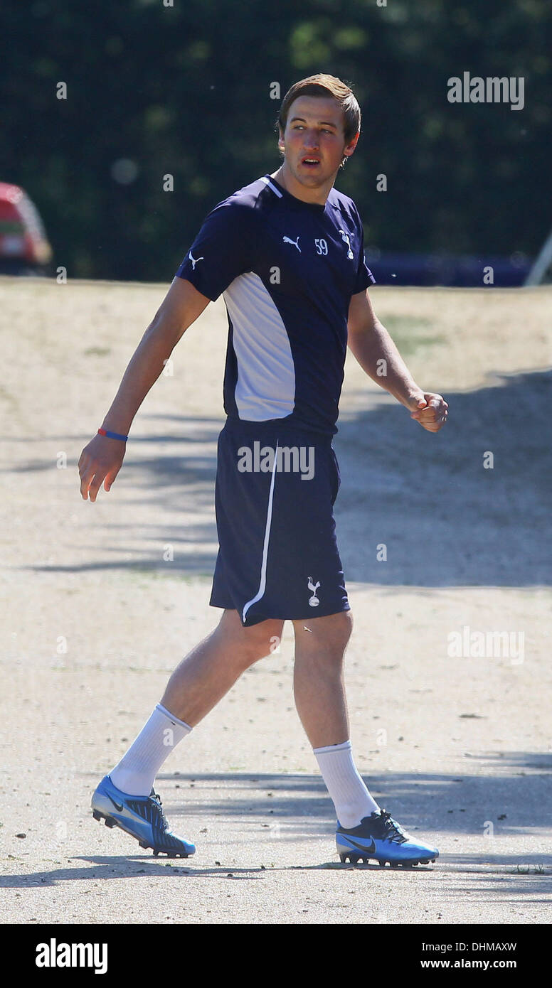 Harry Kane Tottenham Hotspur players and management at the Spurs ...