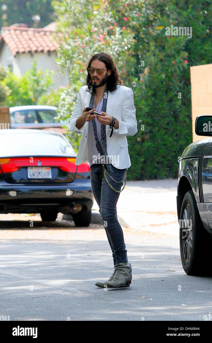 Russell Brand arrives at a photographic studio in Studio City. Los ...