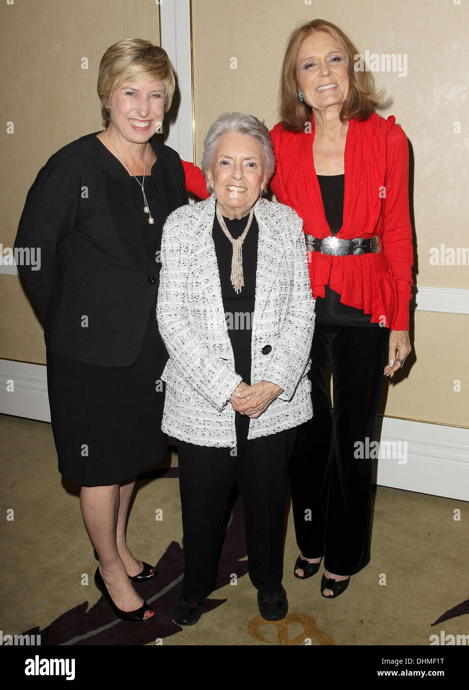 Los Angeles City Controller Wendy Greuel, Peg Yorkin, Gloria Steinem ...