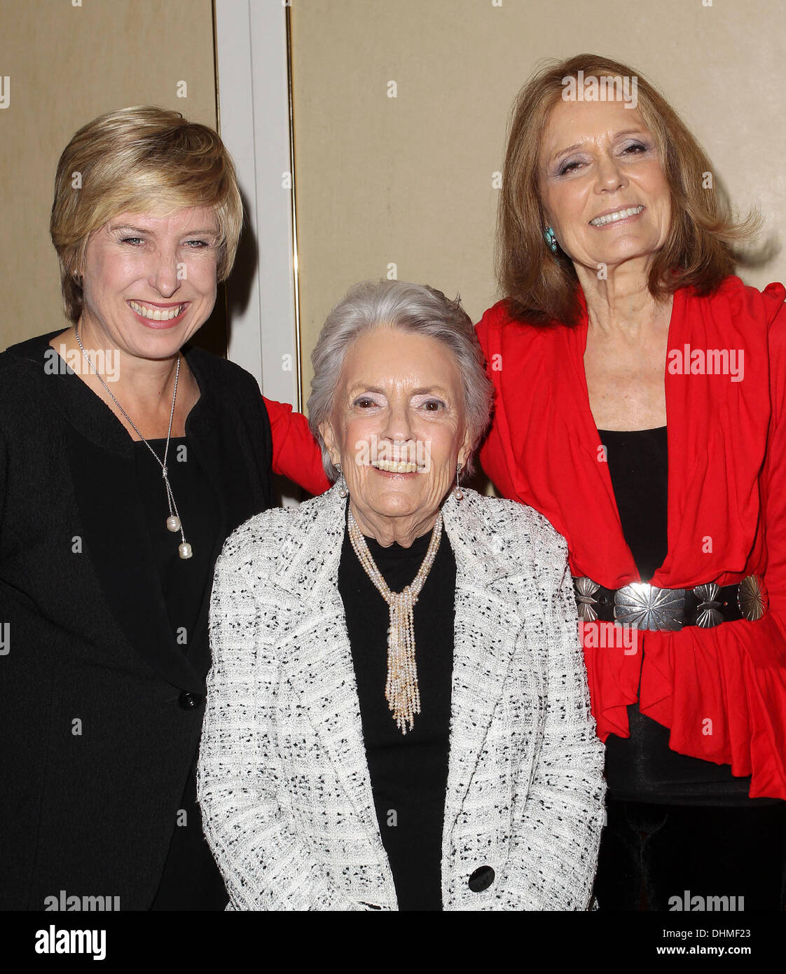 Los Angeles City Controller Wendy Greuel, Peg Yorkin, Gloria Steinem ...