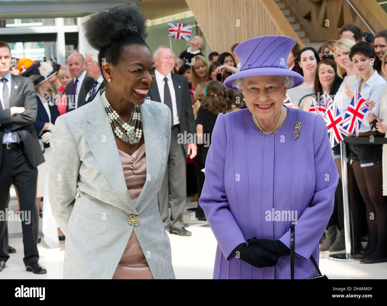 Queen Elizabeth II and Floella Benjamin Queen Elizabeth II officially ...