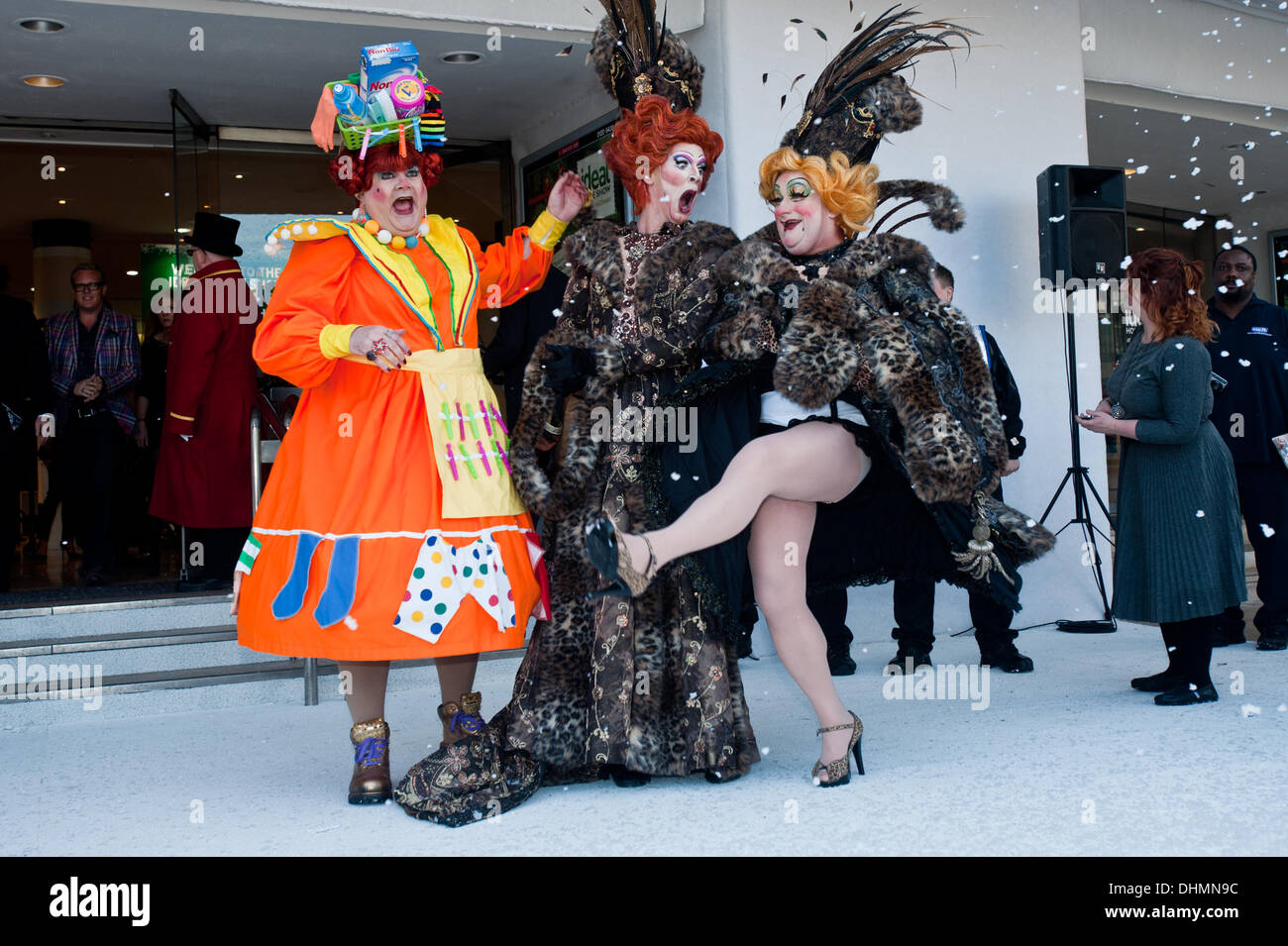 London, UK - 13 November 2013: Paul Burnham and Graham Hoadly playing ...
