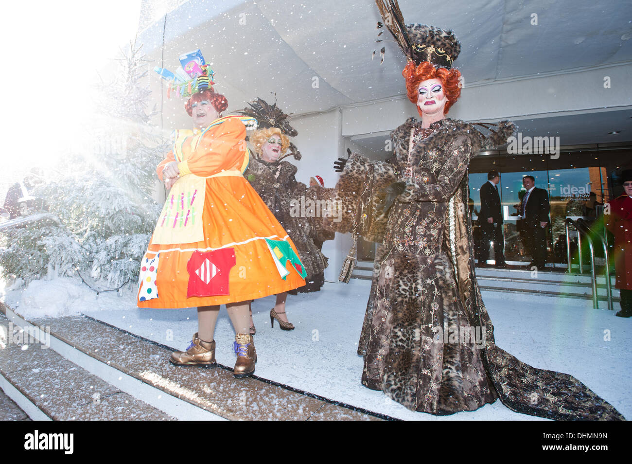 London, UK - 13 November 2013: Paul Burnham and Graham Hoadly playing ...