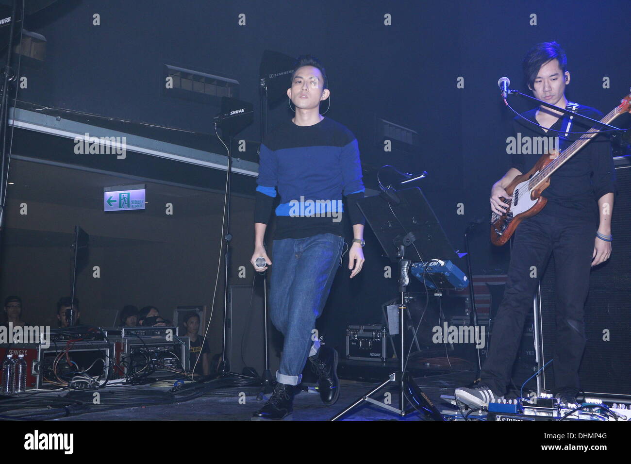 Taipei, China. 8th Nov, 2013. Singer Yoga Lin performs at his charity ...