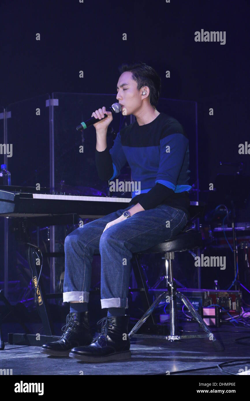 Taipei, China. 8th Nov, 2013. Singer Yoga Lin performs at his charity ...
