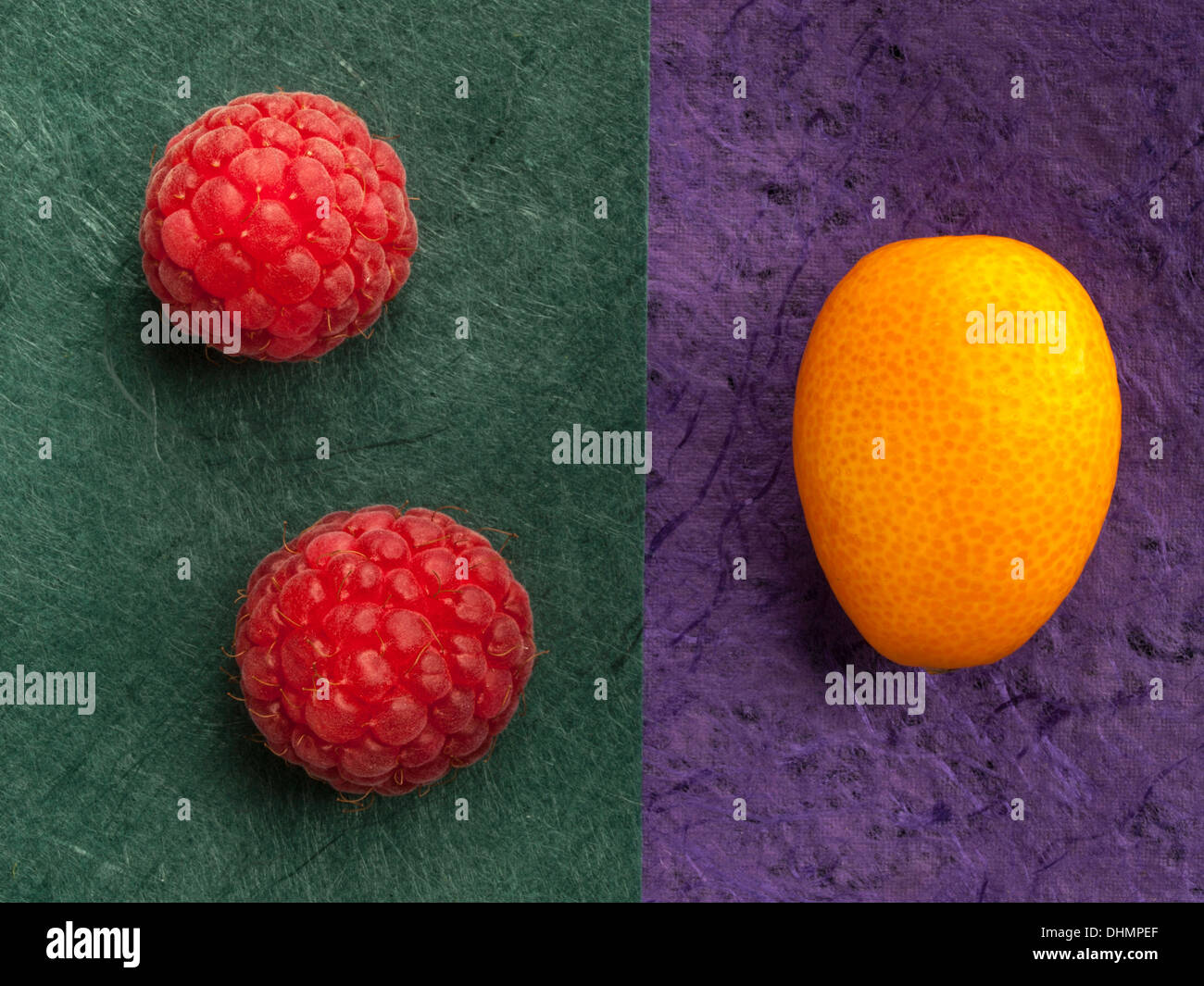 Contrasting food colours hi-res stock photography and images - Alamy