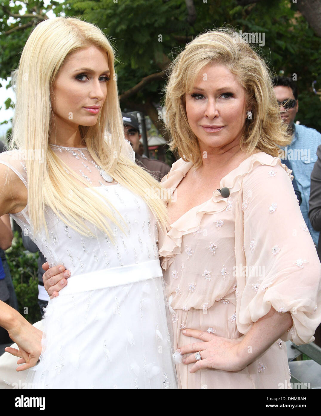 Paris Hilton, Kathy Hilton Gabriel Mann, Kathy Hilton and Paris Hilton ...