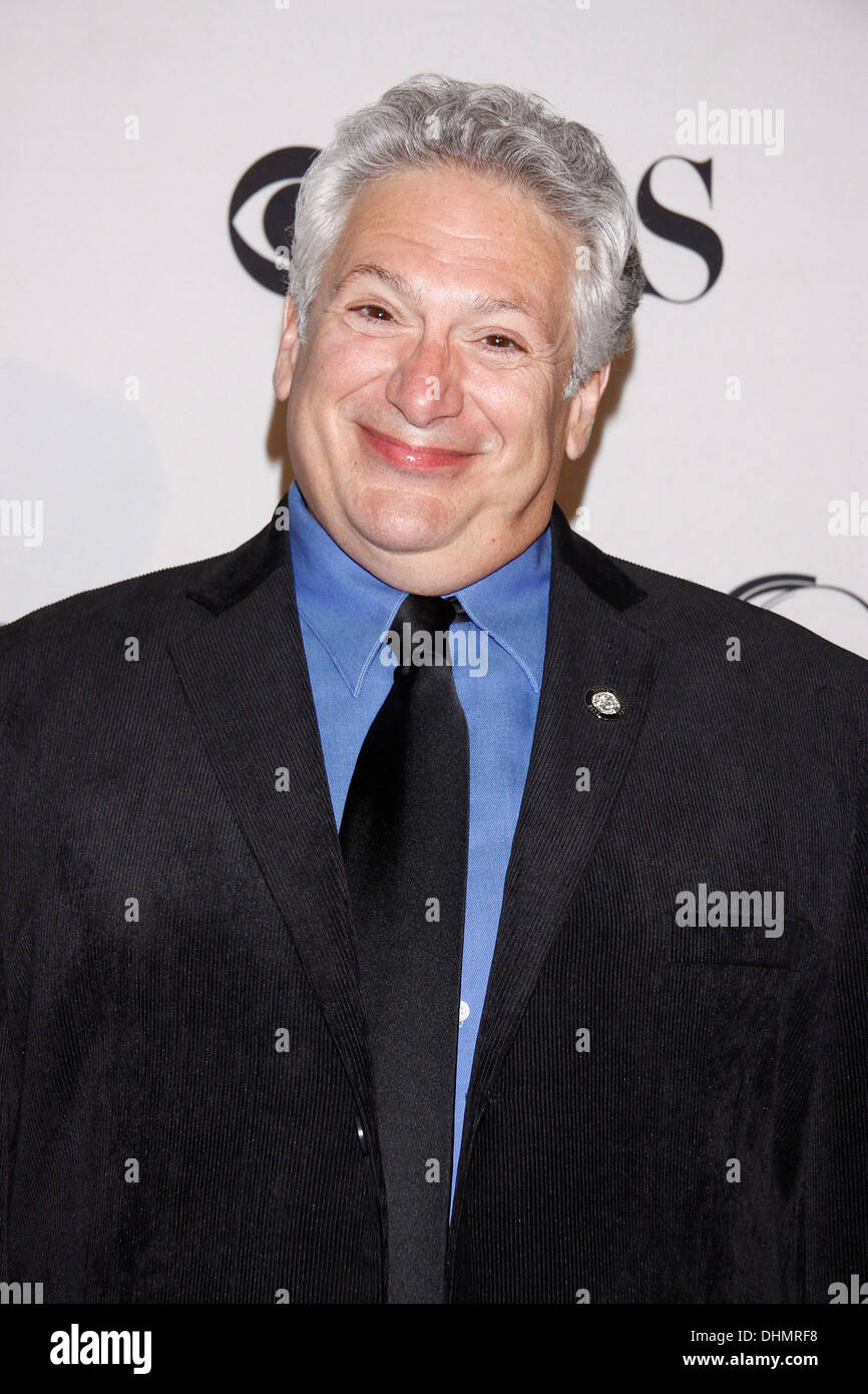 Harvey fierstein tony hi-res stock photography and images - Alamy