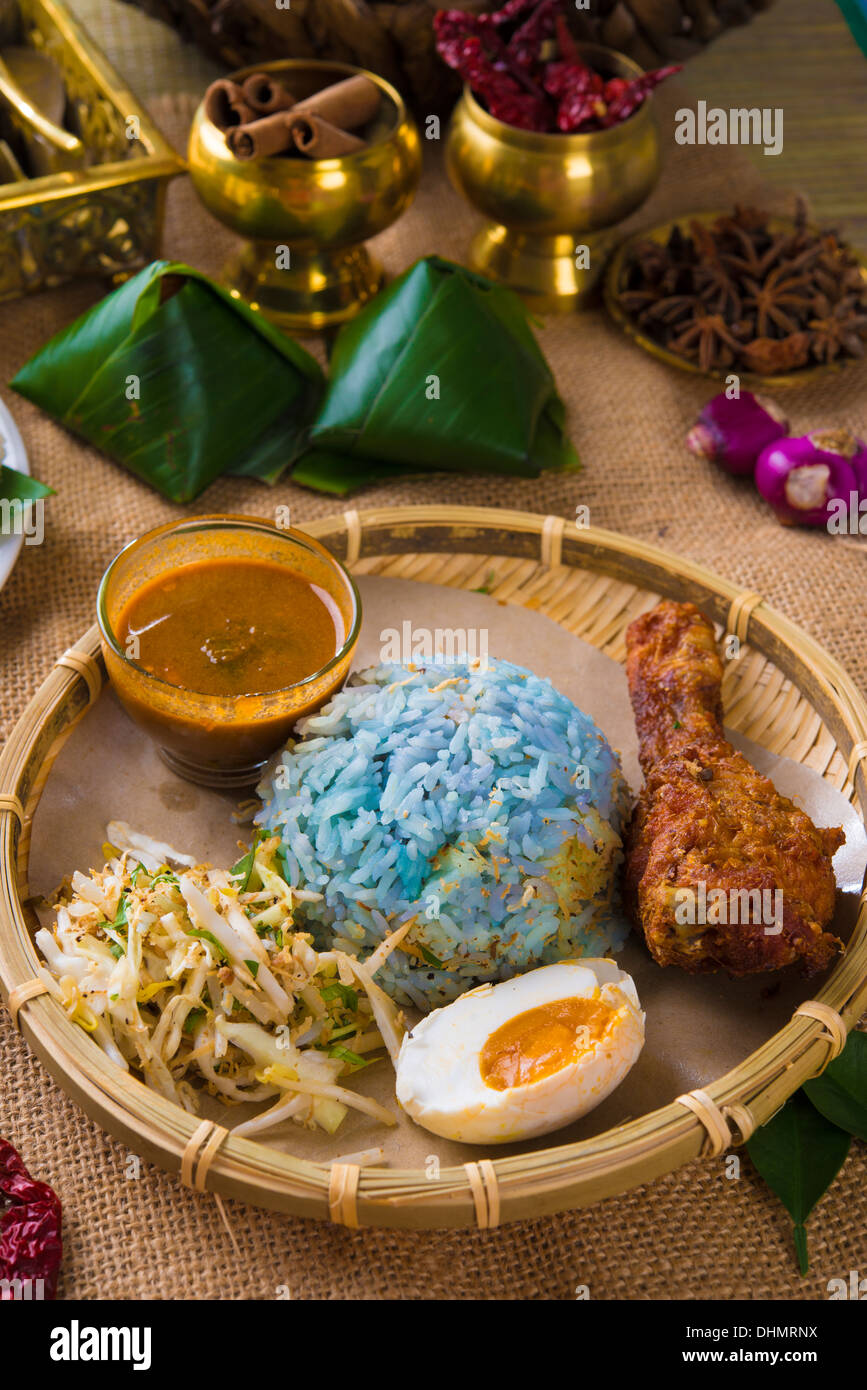 Nasi ulam hi-res stock photography and images - Alamy