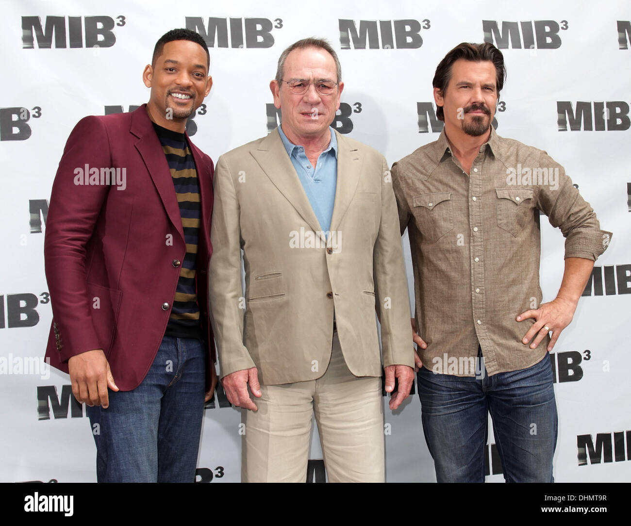 Will Smith Tommy Lee Jones And Josh Brolin Men In Black 3 Photocall In Beverly Hills Los