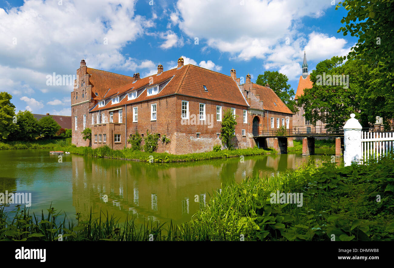 Hinta Castle, Hinte, East Frisia, Germany Stock Photo - Alamy