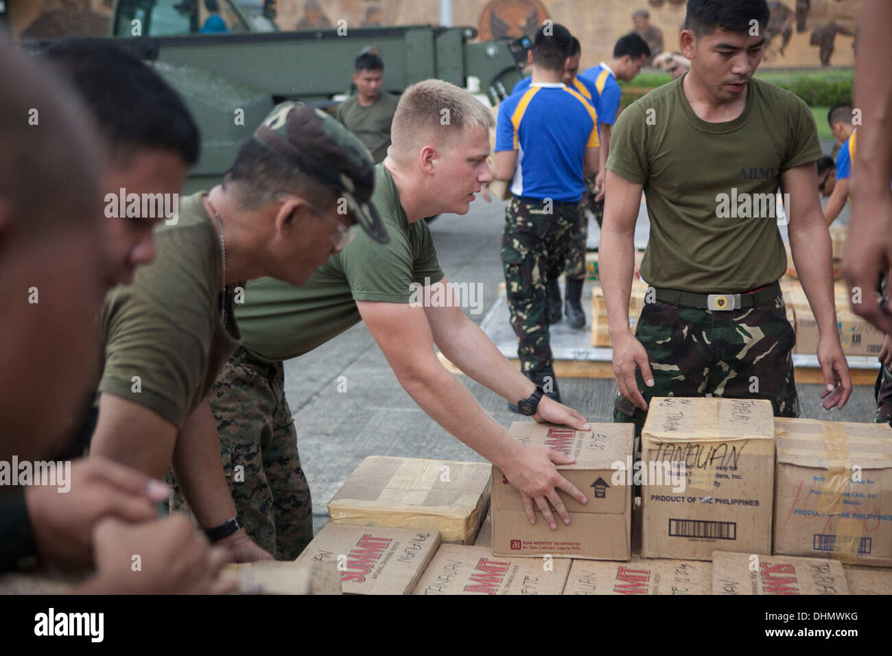 Typhoon Haiyan humanitarian relief in Philippines Operation Damayan ...