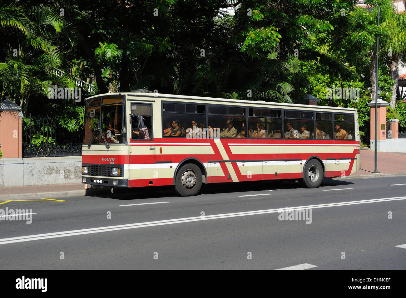 Single decker volvo bus hi-res stock photography and images - Alamy