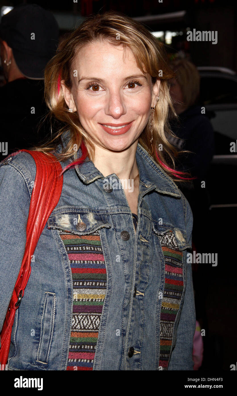 Sarah saltzberg hi-res stock photography and images - Alamy