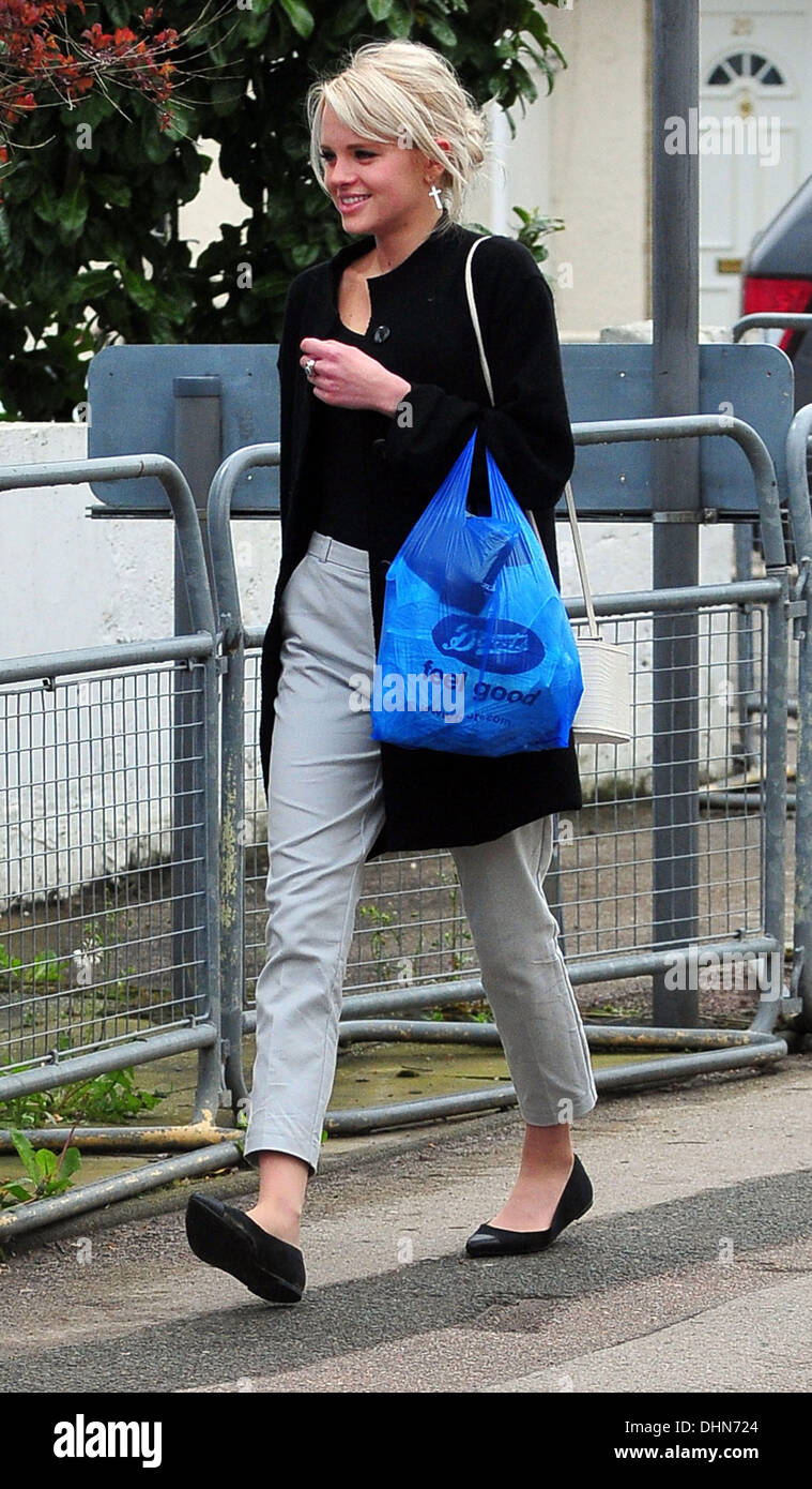 Hetti Bywater arrives at Elstree Studios to film for 'Eastenders ...