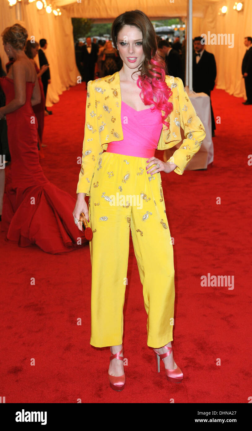 Coco rocha met gala hi-res stock photography and images - Alamy