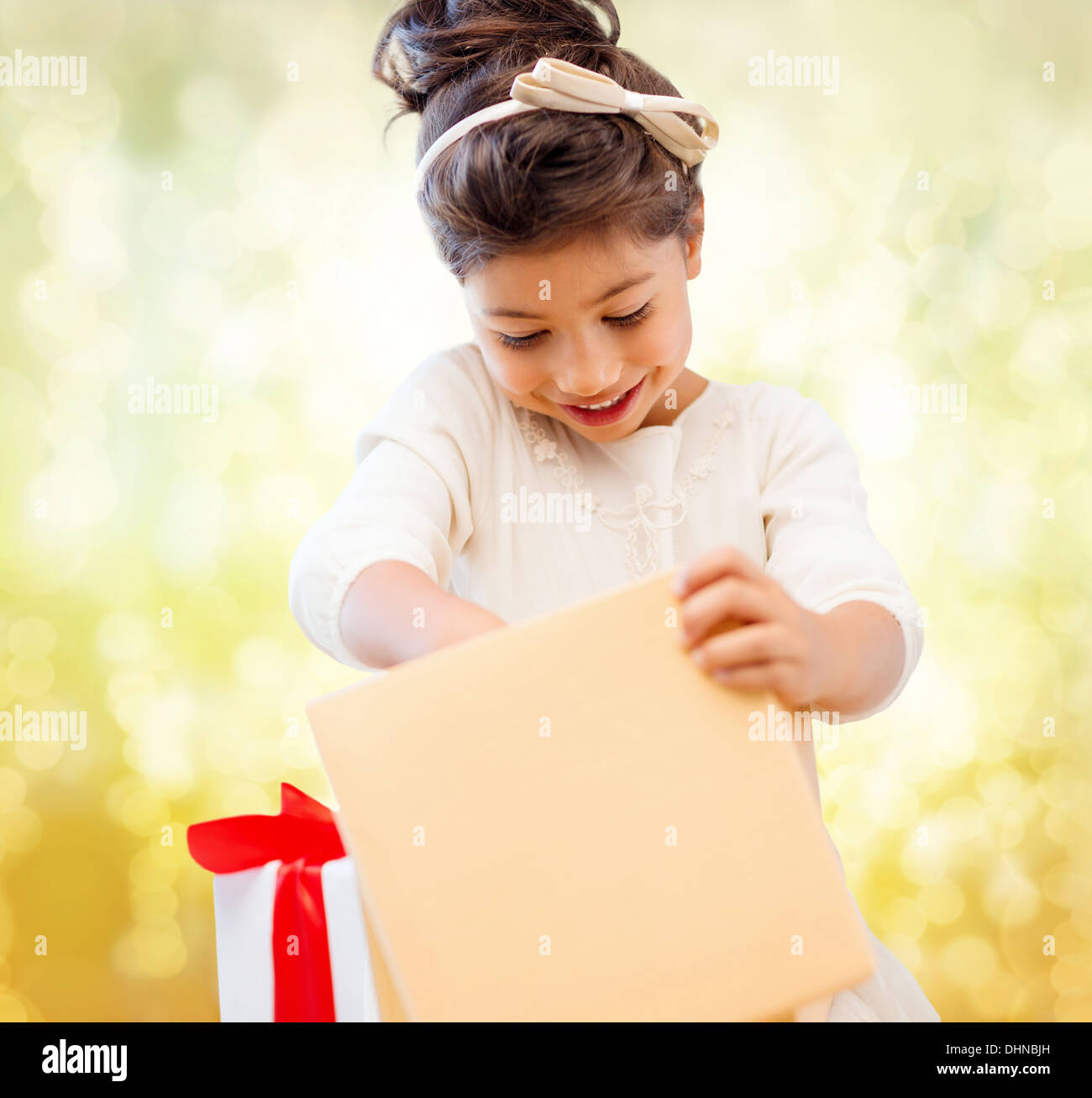 happy child girl with gift box Stock Photo - Alamy