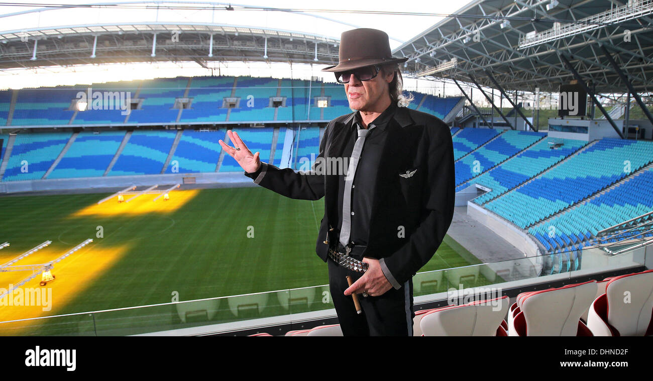 Leipzig, Germany. 13th Nov, 2013. German rocker Udo Lindenberg poses ...