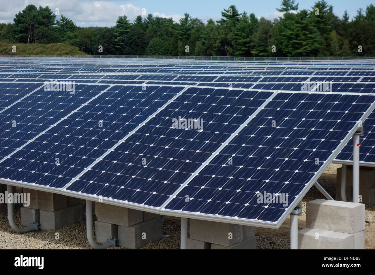 Commercial panels hi-res stock photography and images - Alamy