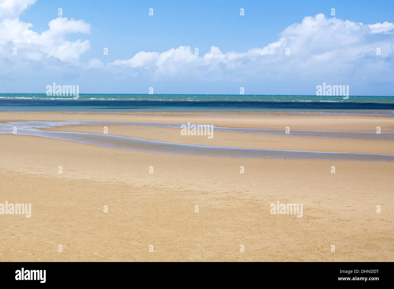 Wave queensland hi-res stock photography and images - Alamy