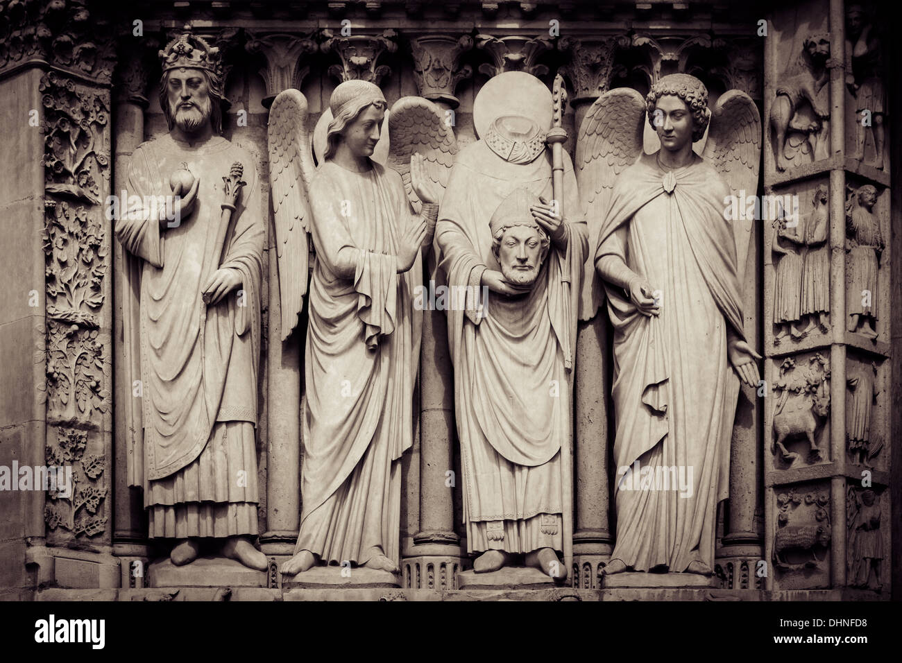 Saint denis cathedral hi-res stock photography and images - Alamy